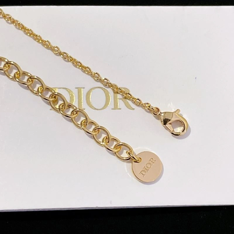 Top mirror Christian Dior Necklaces