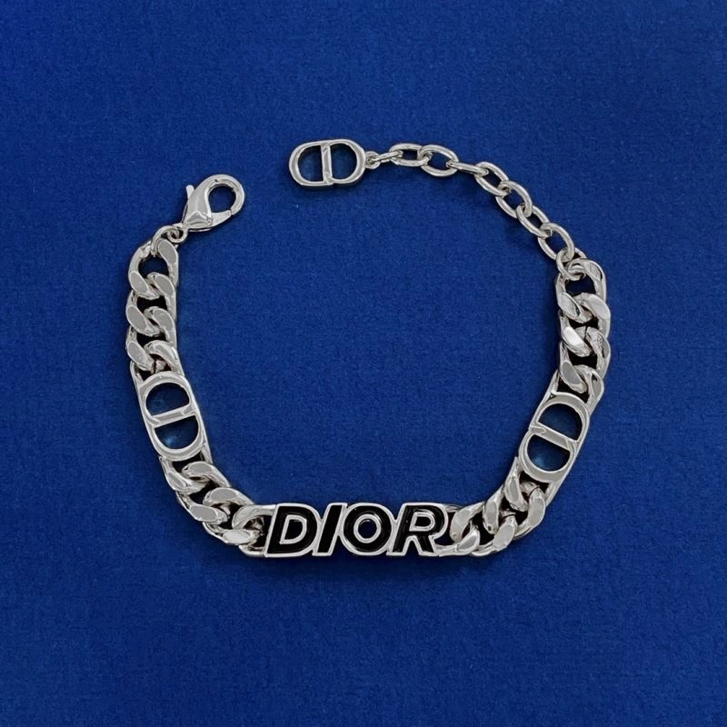 Inexpensive Christian Dior Necklaces