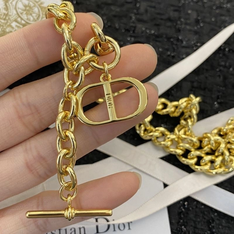 1:1 copy Christian Dior Necklaces