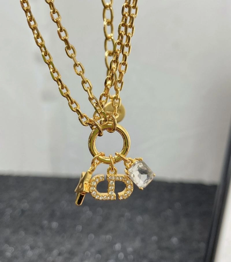 High fidelity Christian Dior Necklaces