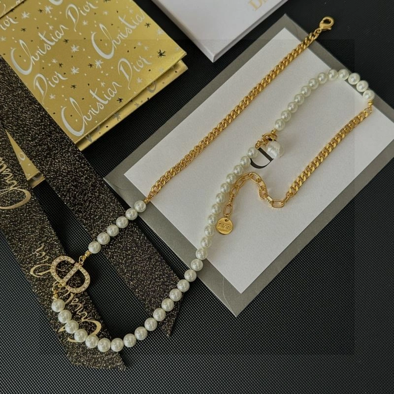 Exact replica Christian Dior Necklaces
