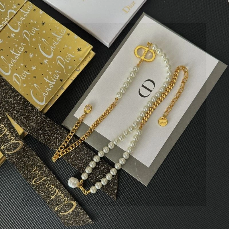 Exact replica Christian Dior Necklaces