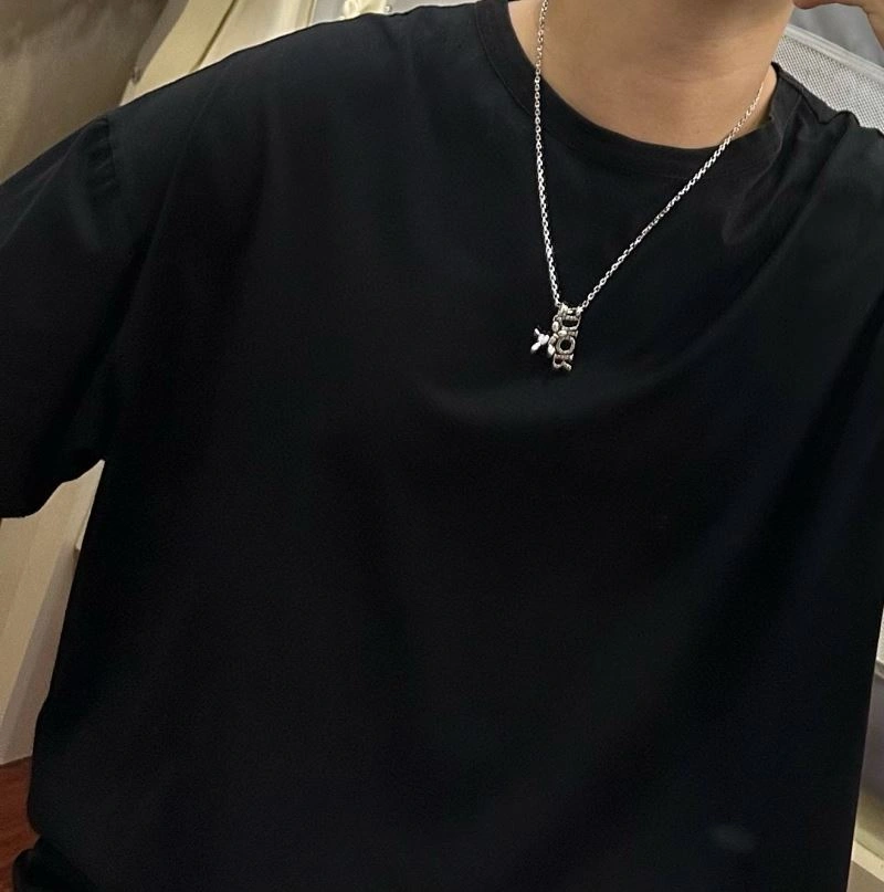 Official Christian Dior Necklaces