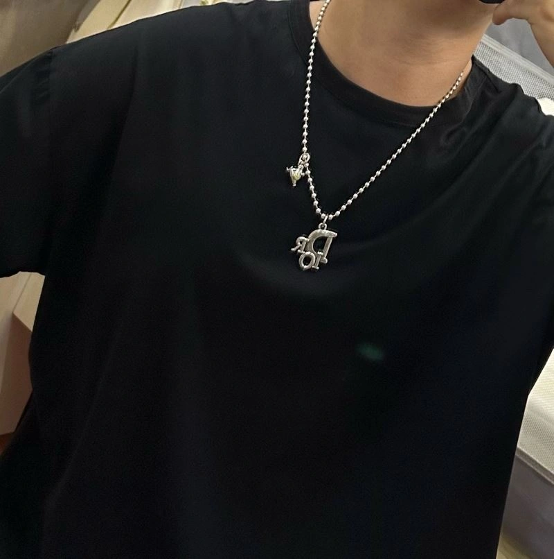 Top mirror Christian Dior Necklaces