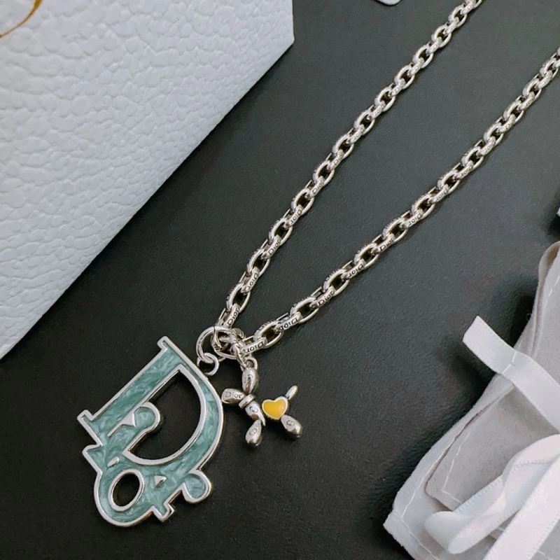 Factory-made Christian Dior Necklaces