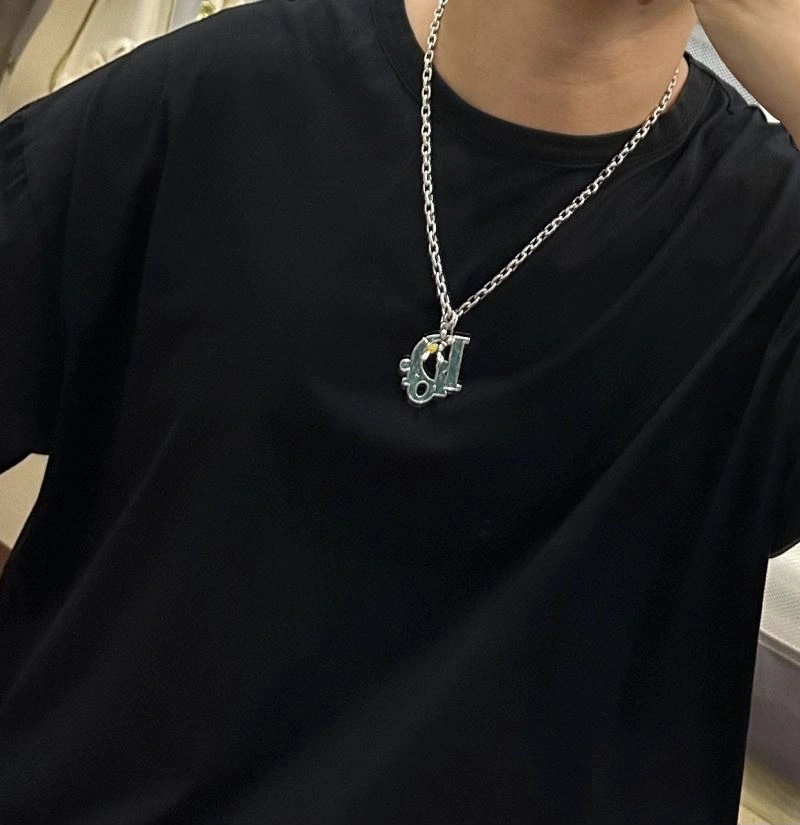 Factory-made Christian Dior Necklaces