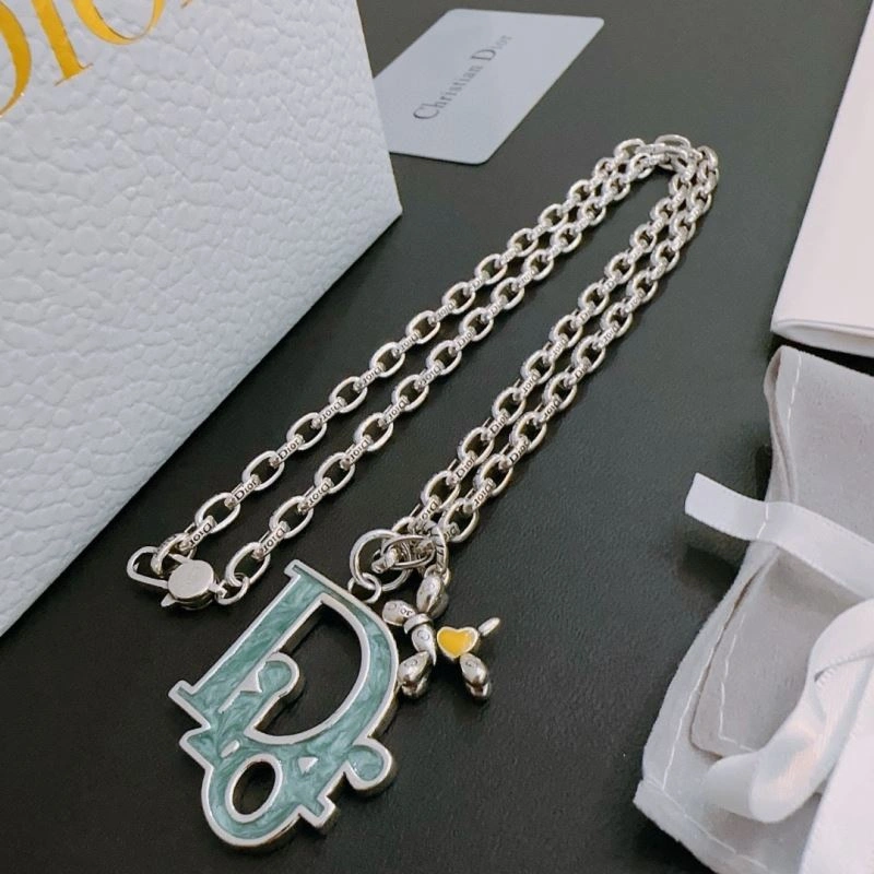 Factory-made Christian Dior Necklaces