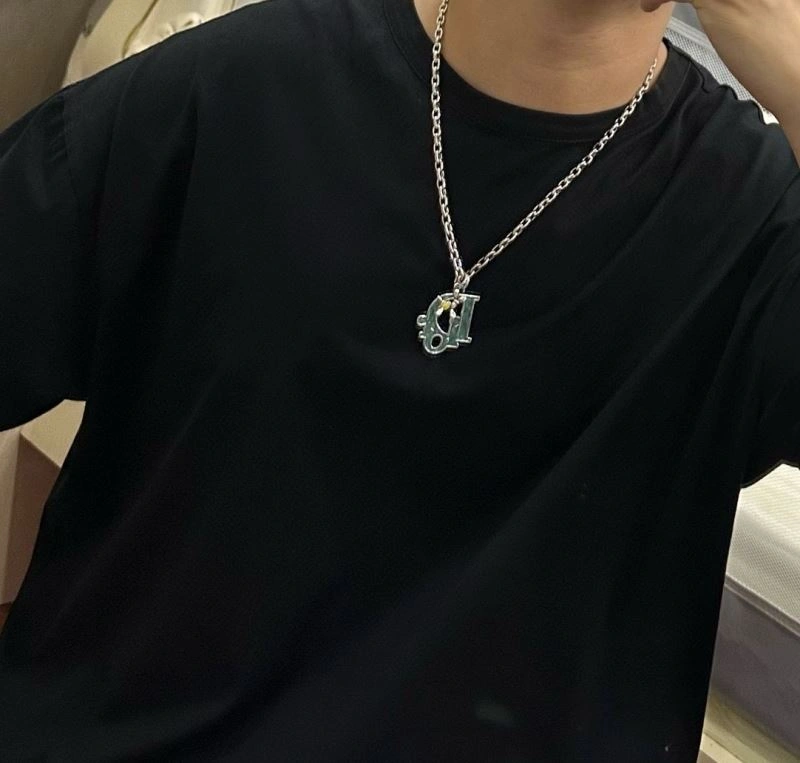Factory-made Christian Dior Necklaces