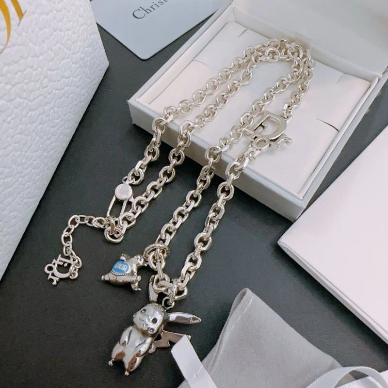 Inexpensive Christian Dior Necklaces