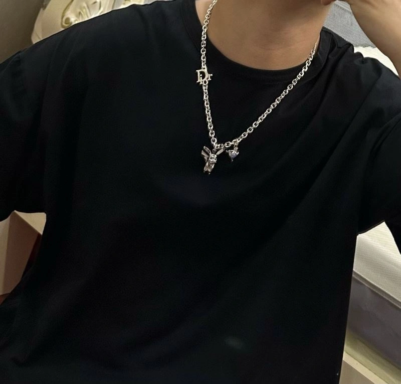 Inexpensive Christian Dior Necklaces