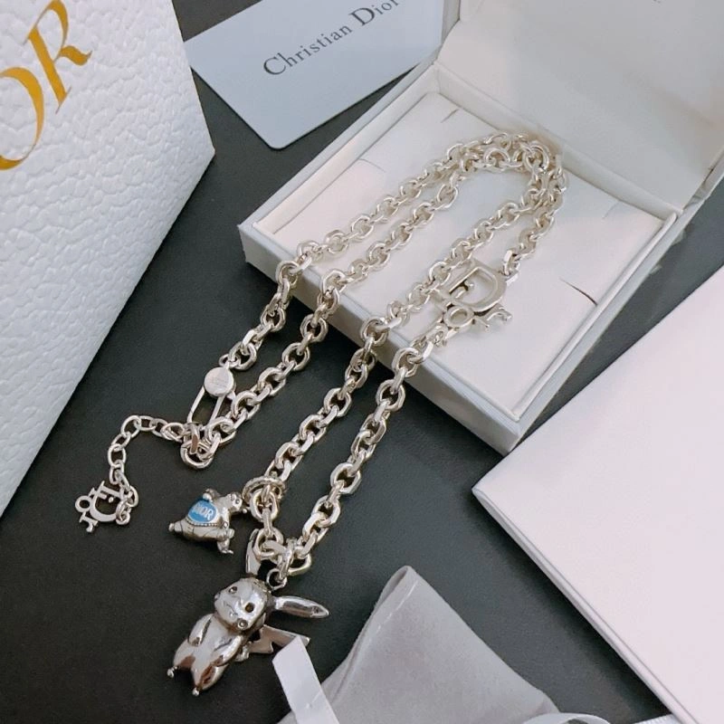 Inexpensive Christian Dior Necklaces