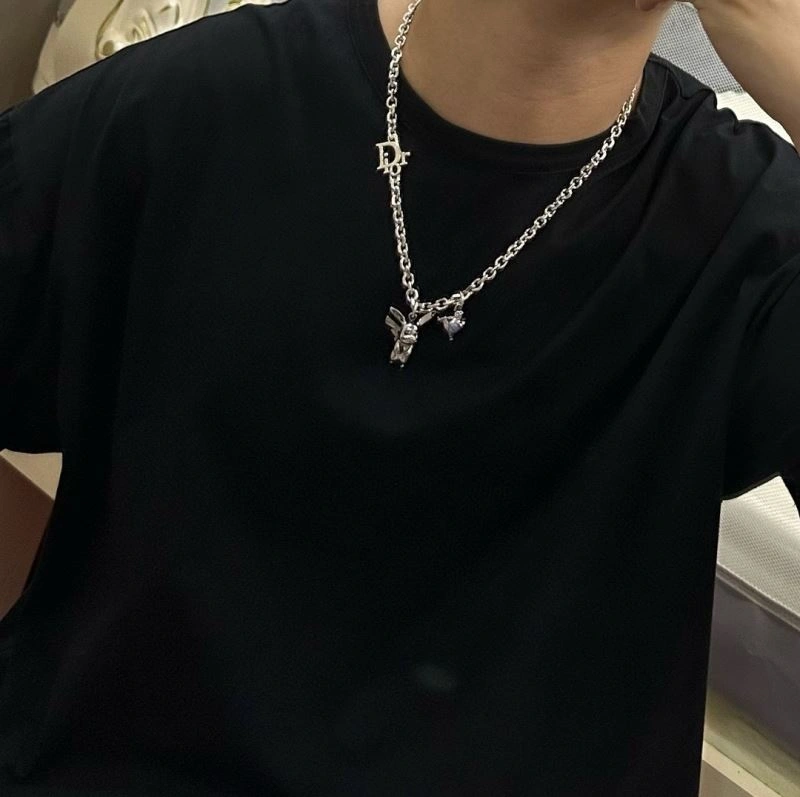 Inexpensive Christian Dior Necklaces