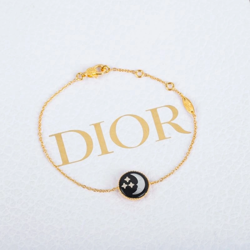 Indistinguishable Christian Dior Necklaces