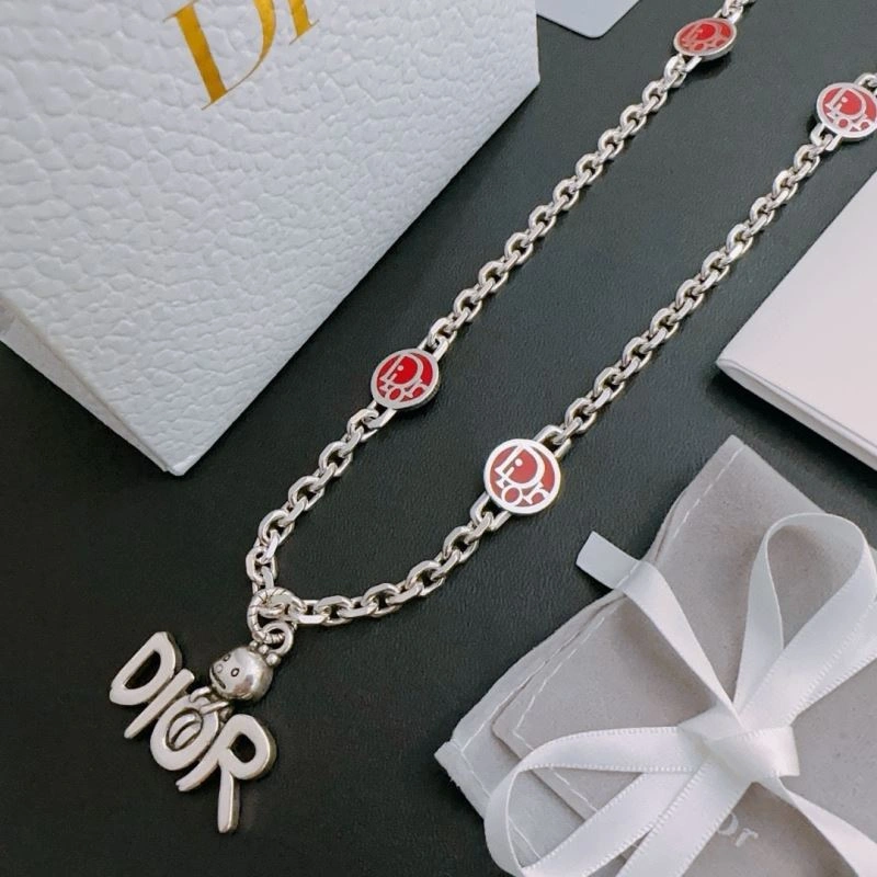 Inexpensive Christian Dior Necklaces