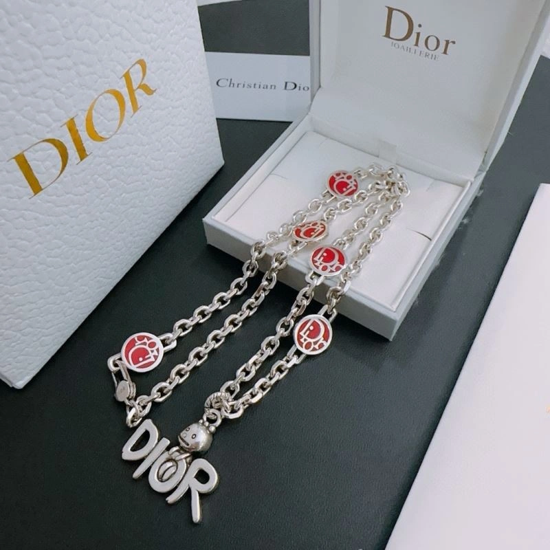 Inexpensive Christian Dior Necklaces