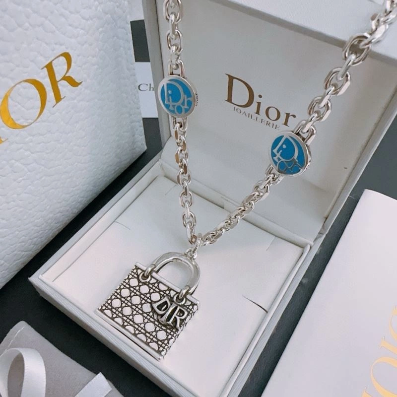 Precise copy Christian Dior Necklaces