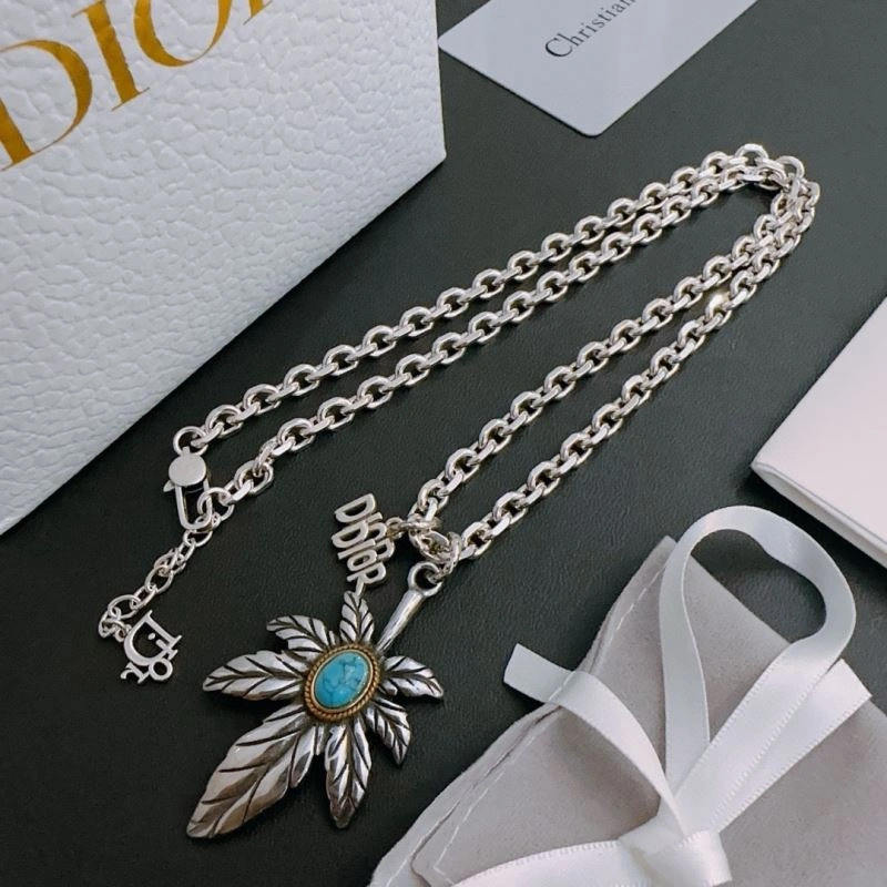 Top mirror Christian Dior Necklaces