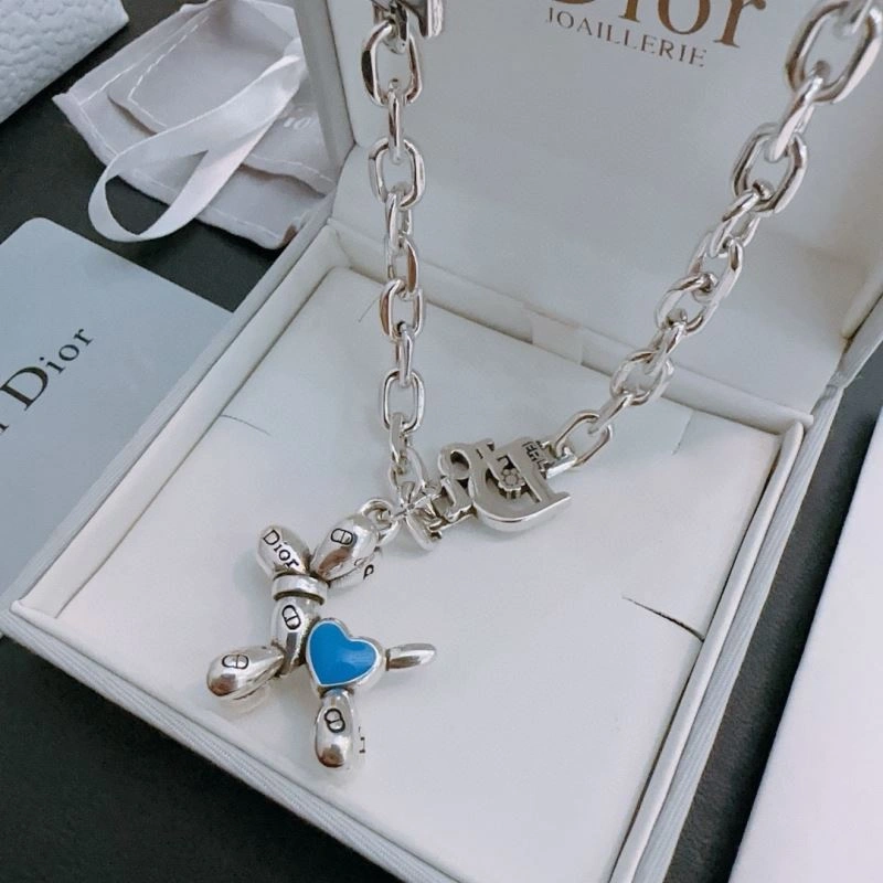 Exact replica Christian Dior Necklaces