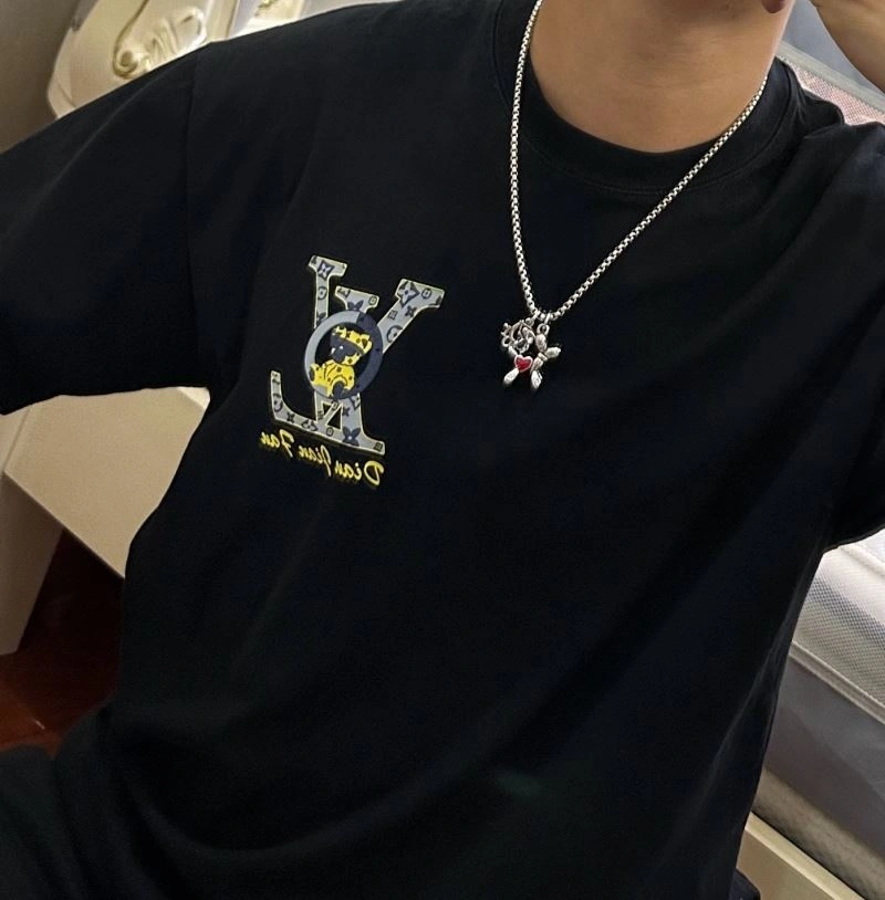 Brand-authenticated Christian Dior Necklaces