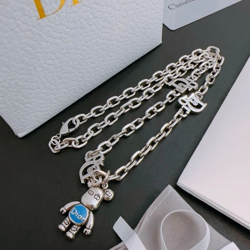 Factory-made Christian Dior Necklaces