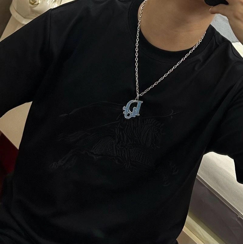 Factory-made Christian Dior Necklaces