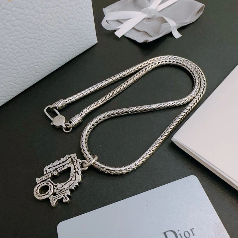 Official Christian Dior Necklaces