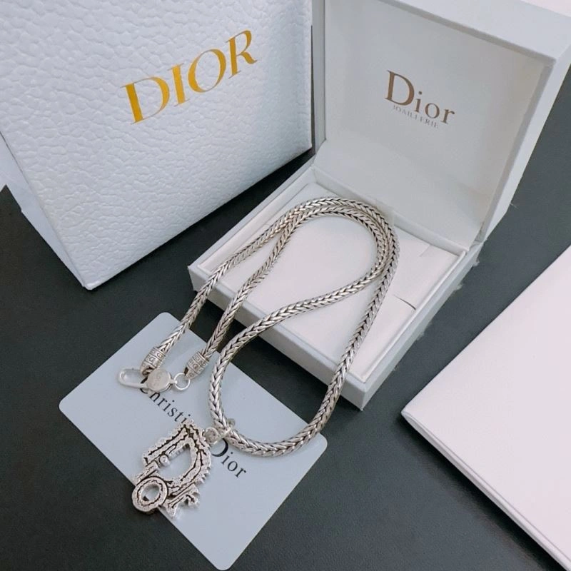 Official Christian Dior Necklaces