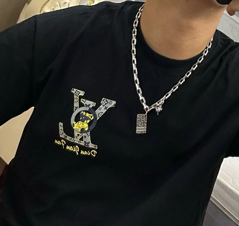 Legit Christian Dior Necklaces