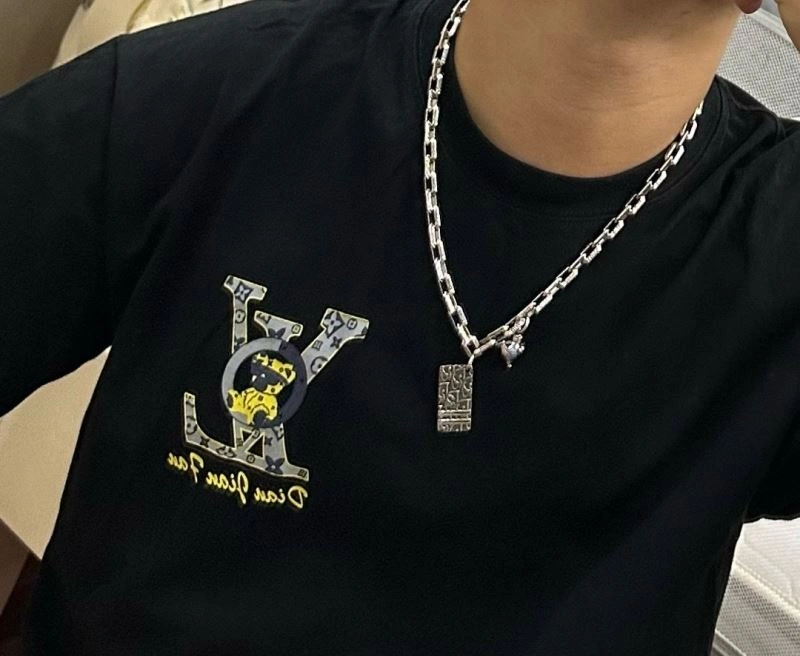 Legit Christian Dior Necklaces