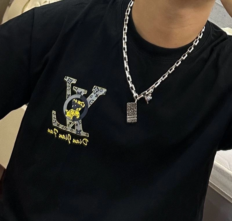 Legit Christian Dior Necklaces