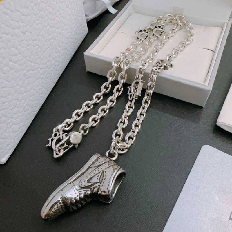 Official Christian Dior Necklaces