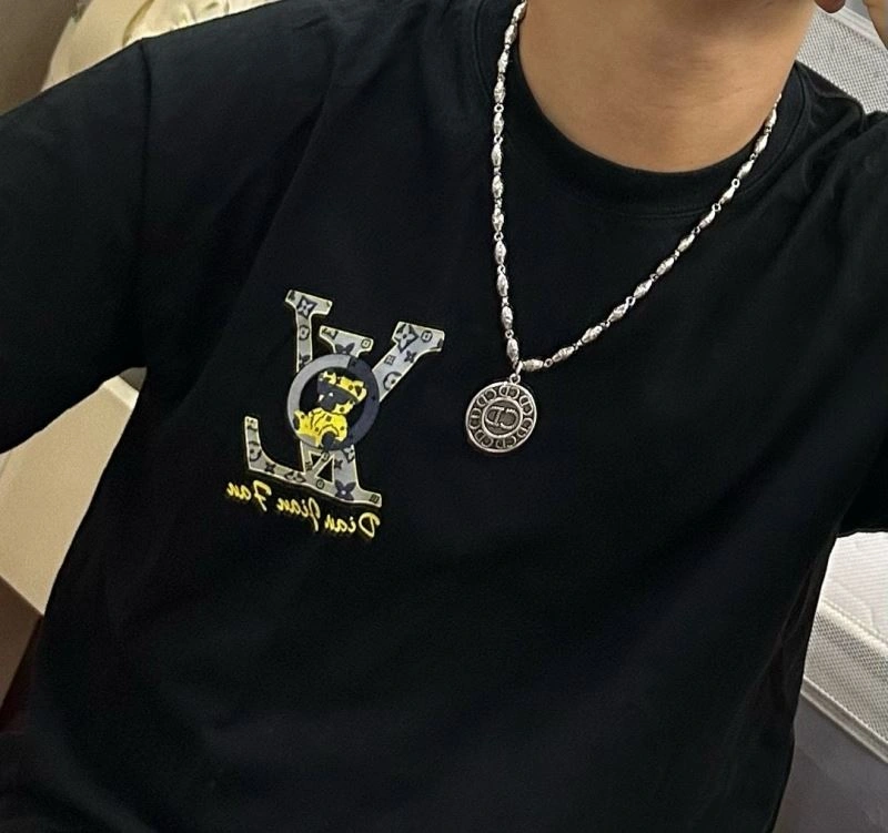 Budget-friendly Christian Dior Necklaces
