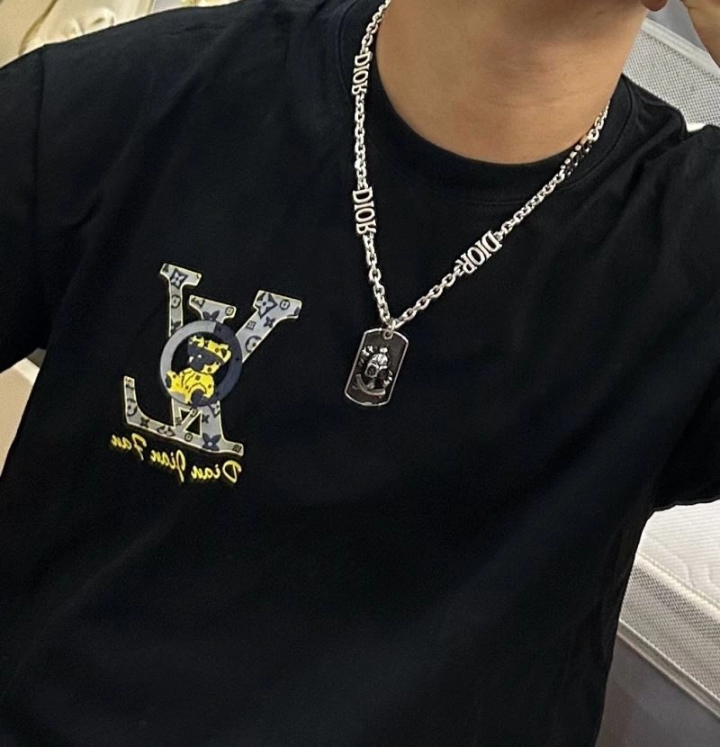 OEM Christian Dior Necklaces