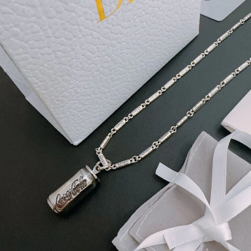 Discounted Christian Dior Necklaces