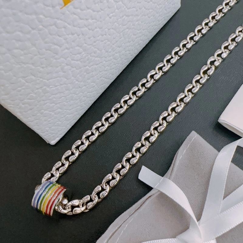 Top match Christian Dior Necklaces