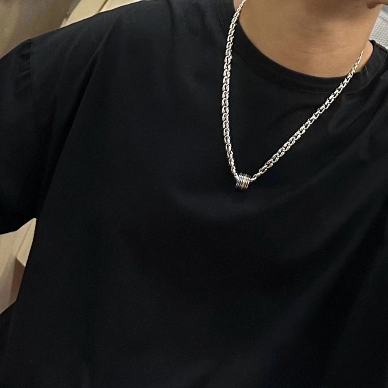 Top match Christian Dior Necklaces