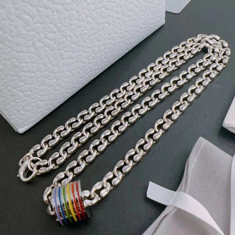Top match Christian Dior Necklaces