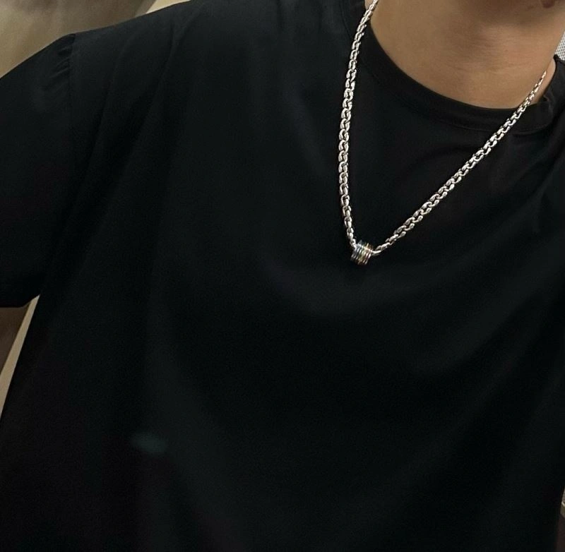 Top match Christian Dior Necklaces