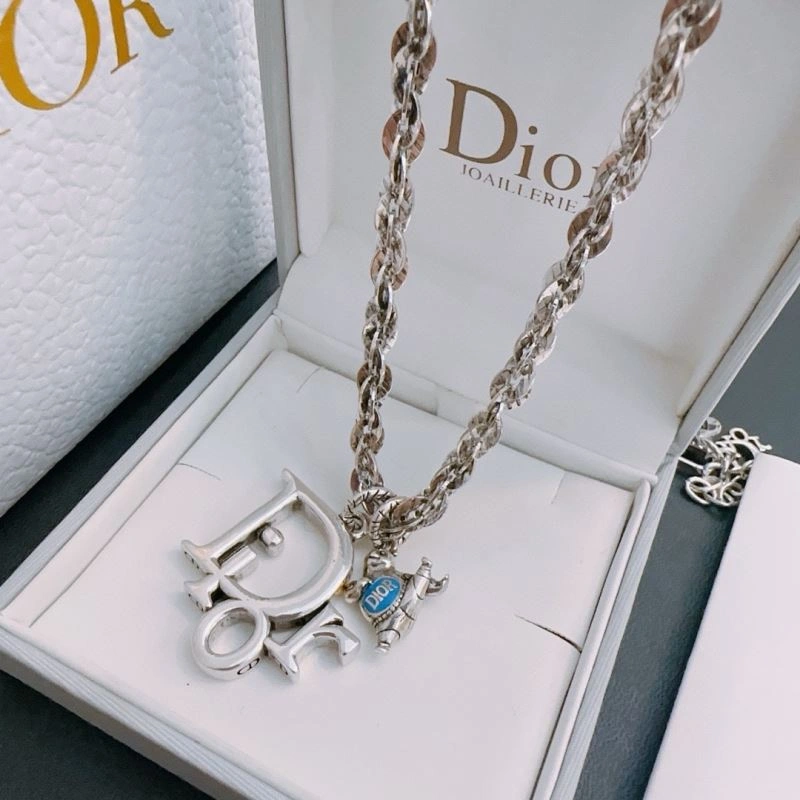 Reasonably priced Christian Dior Necklaces