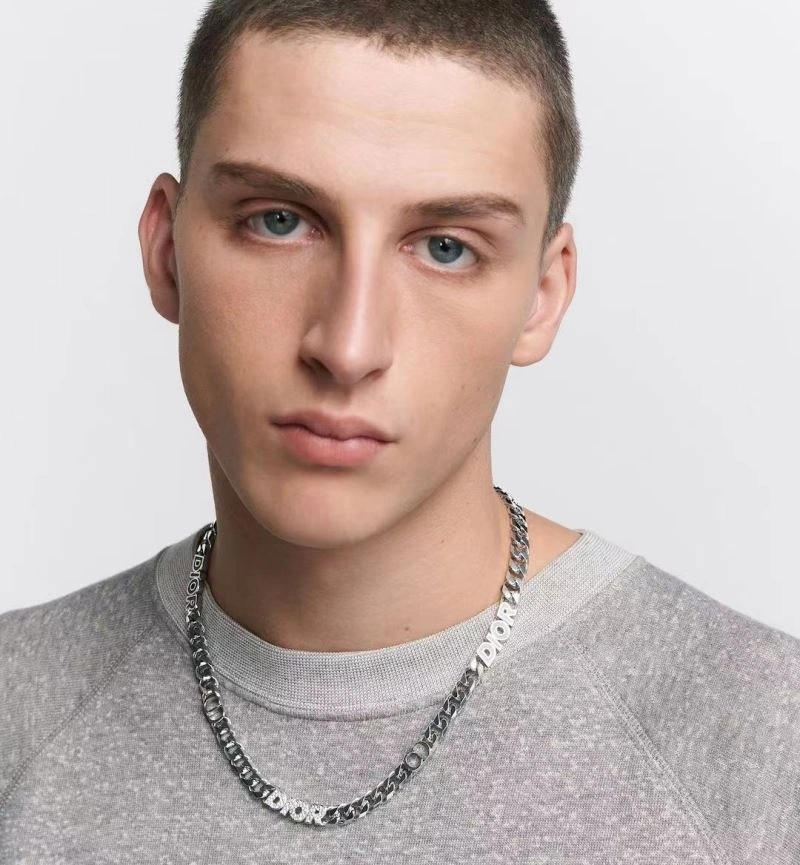 Economical Christian Dior Necklaces
