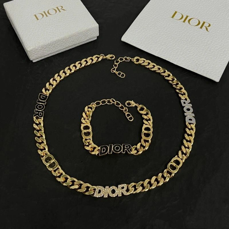 Perfect replica Christian Dior Necklaces