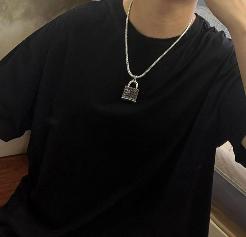 Legit Christian Dior Necklaces