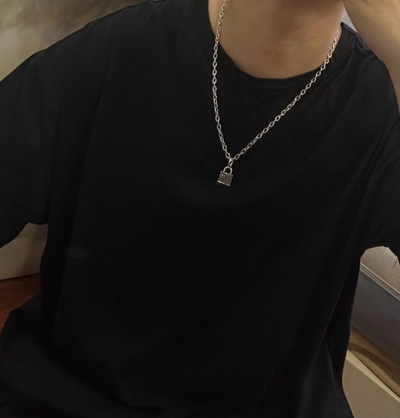 Reasonably priced Christian Dior Necklaces