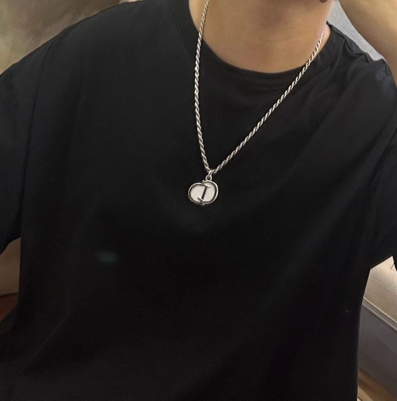 Cut-rate Christian Dior Necklaces