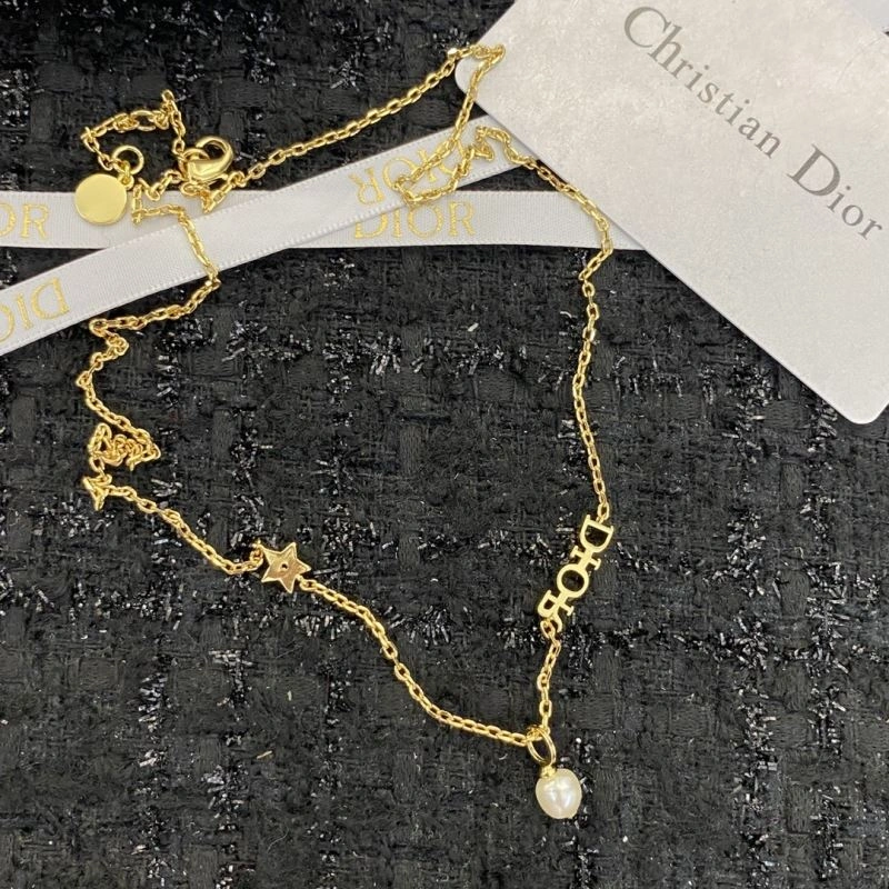 Top match Christian Dior Necklaces