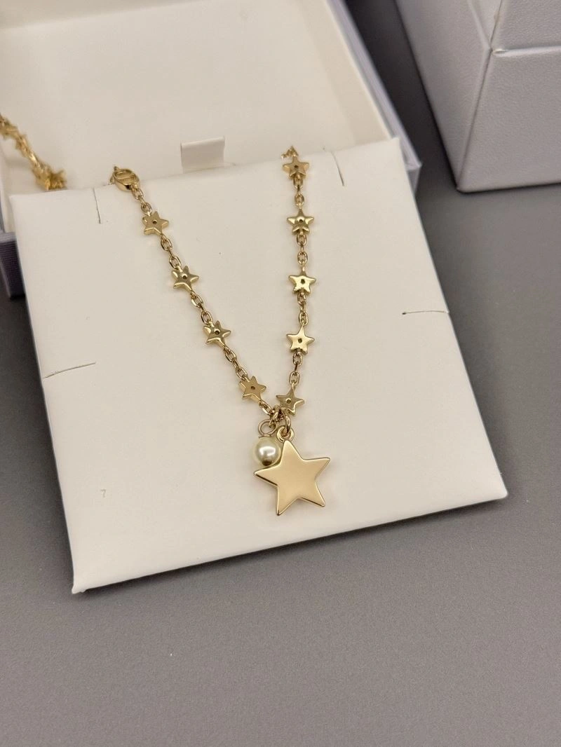 High fidelity Christian Dior Necklaces