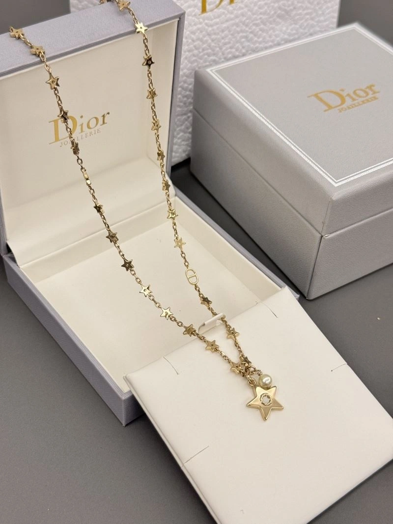 High fidelity Christian Dior Necklaces