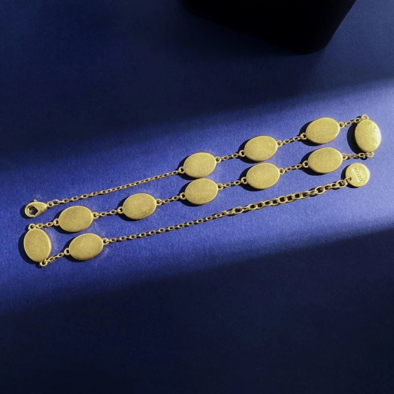 Economical Christian Dior Necklaces