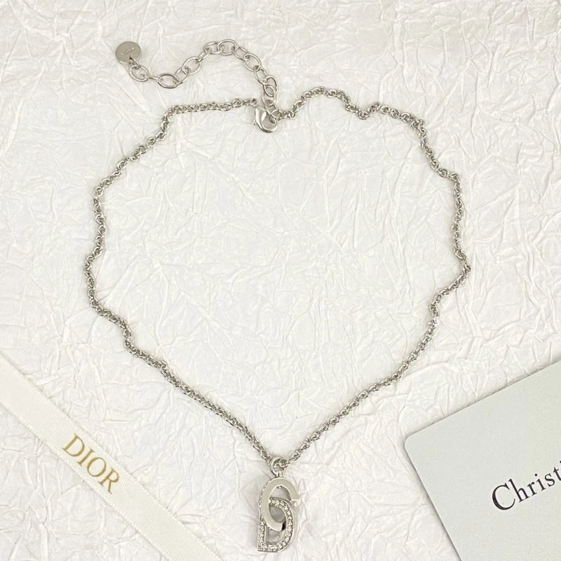 Cut-rate Christian Dior Necklaces