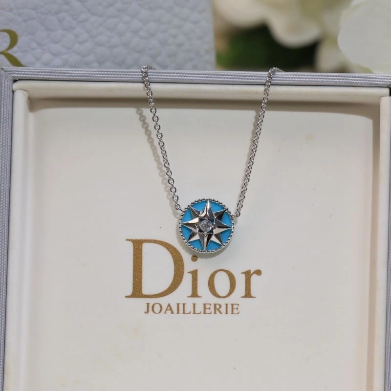 High fidelity Christian Dior Necklaces